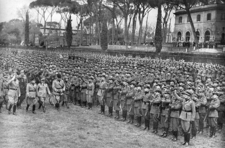 Fascist Italy: 44 Harrowing Photos Of Life Under Mussolini