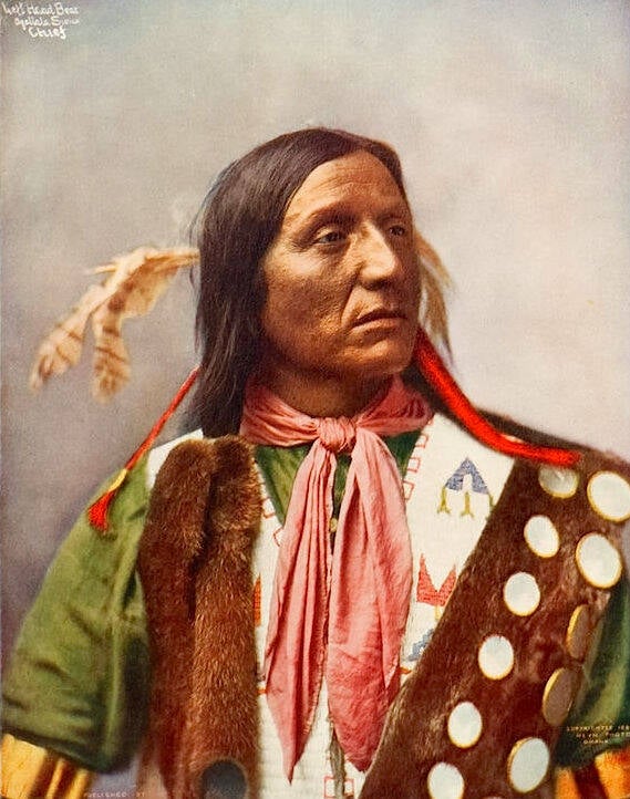 44 Colorized Native American Photos From A Century Ago