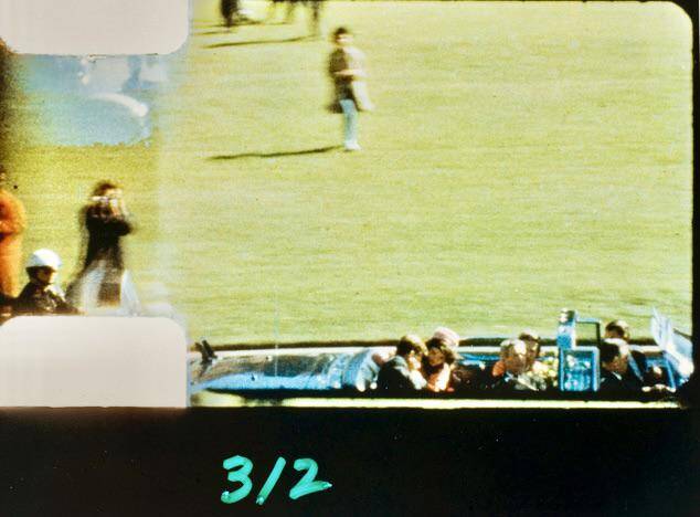 The Last Known Photos Of 55 Famous People Before They Died