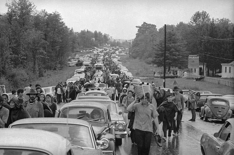 45 Rare Woodstock Photos That Transport You To The Summer of '69