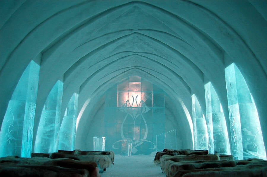 25 Pictures Of Icehotel, The Swedish Resort Made Entirely Of Ice