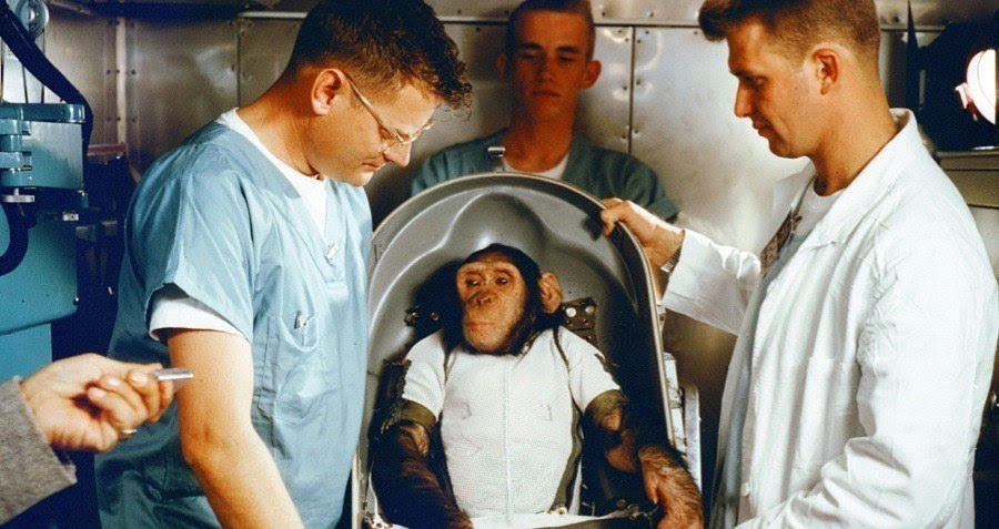 44 Vintage NASA Photos That Define The Space Age