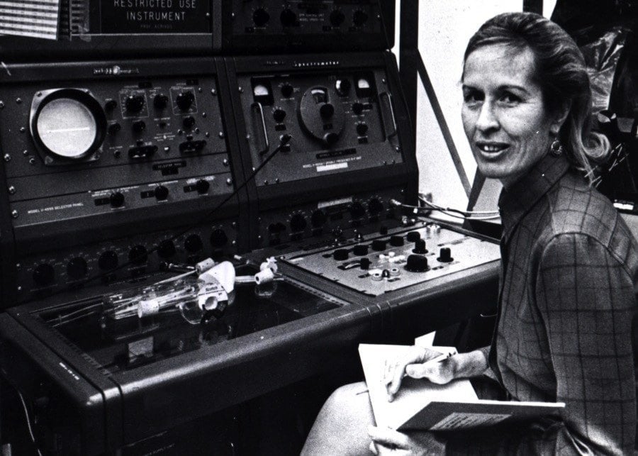 44 Vintage NASA Photos That Define The Space Age