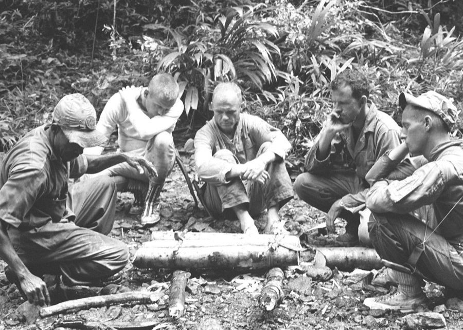 44 Vintage NASA Photos That Define The Space Age