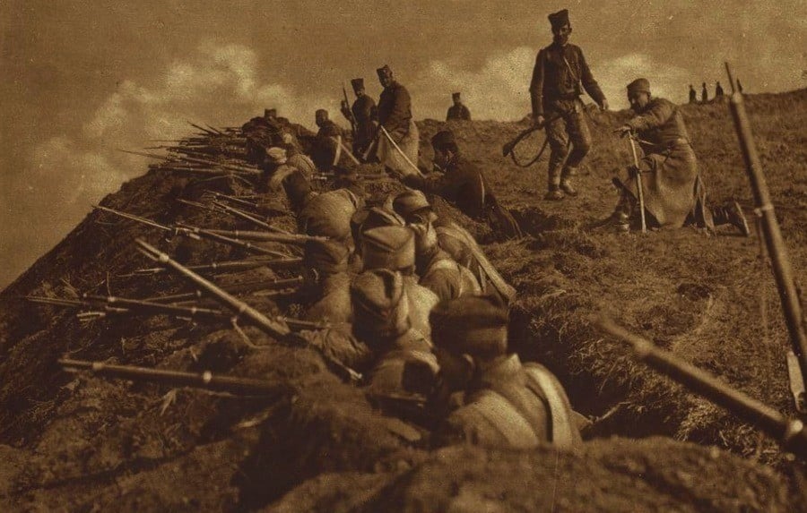 Powerful WW1 Photos That Reveal The Carnage And Tragedy