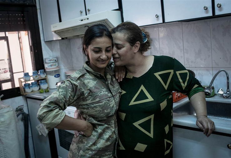 Meet The Kurdish Women Fighting ISIS