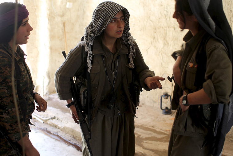 Meet The Kurdish Women Fighting ISIS