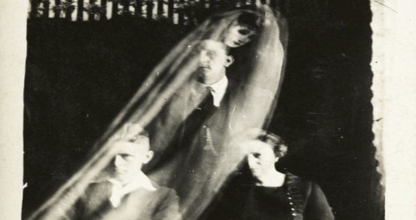 Spirit Photography: Old-School Photoshop