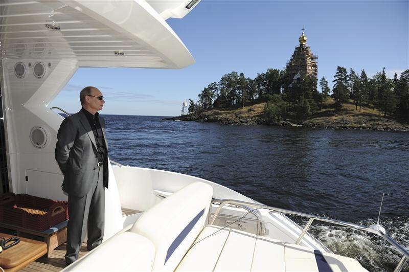 50 Glamorous Photos Of Vladimir Putin's Glamorous Life