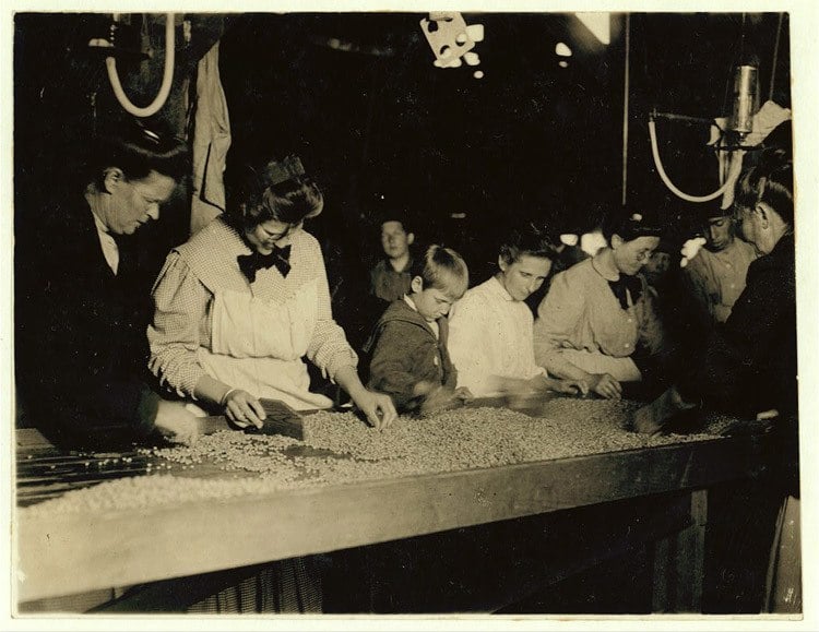 A Startling Photo History Of Child Labor In The United States: