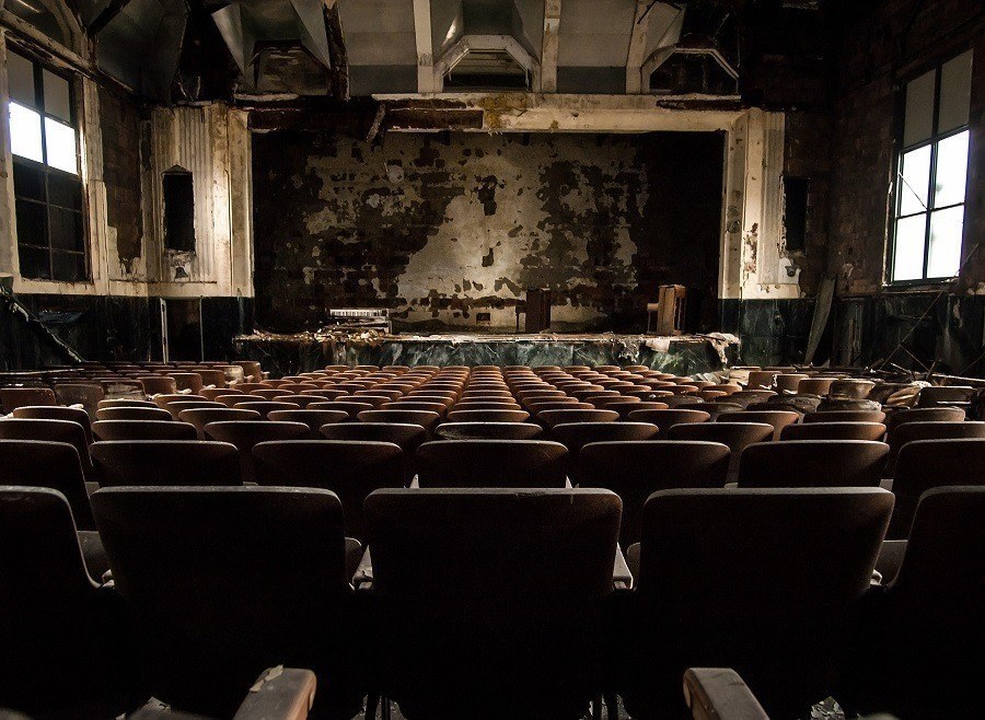 Photographer Johnny Joo Shows A Post-Apocalypse World