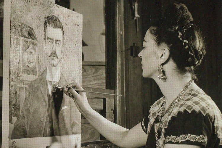 52 Enthralling Frida Kahlo Photos Of The 20th Centurys Most Accomplished Female Artist