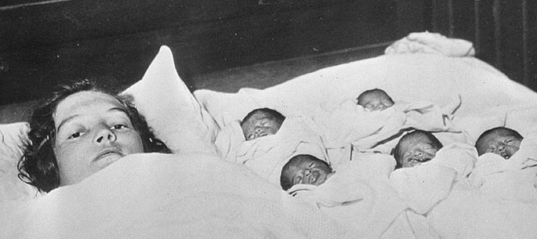 Dionne Quintuplets: Inside The $500 Million "Freak Show" Of Mid-1900s ...