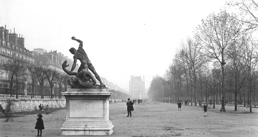 1920s Paris: 21 Vintage Photos That'll Take You To The Crazy Years Of Paris