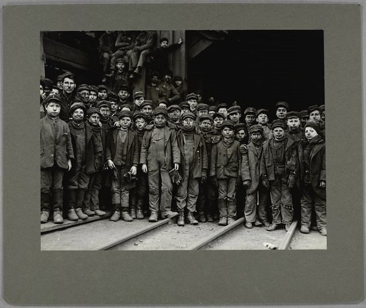 23 Lewis Hine Photos Of Child Labor That Shocked America