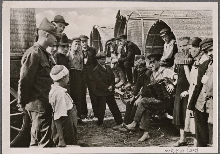 Nazi Propaganda Photos: Utilizing Art To Wage War