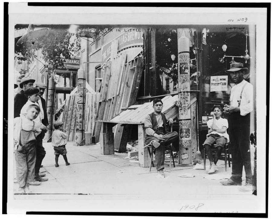 New York's Turn-Of-The-Century Immigrant Slums, In Photos