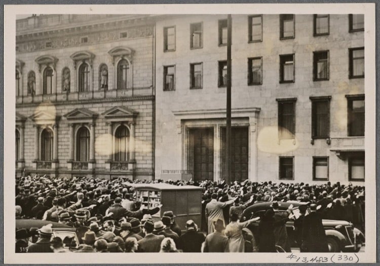 Nazi Propaganda Photos: Utilizing Art To Wage War