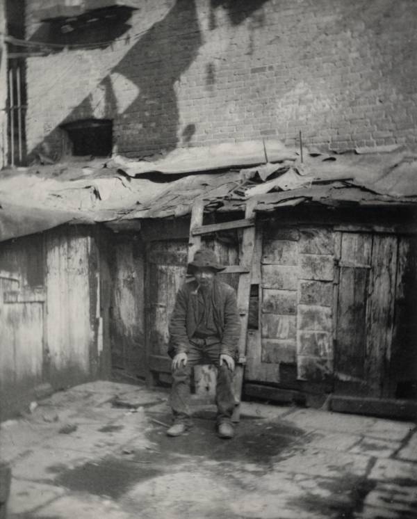 New York's Turn-Of-The-Century Immigrant Slums, In Photos