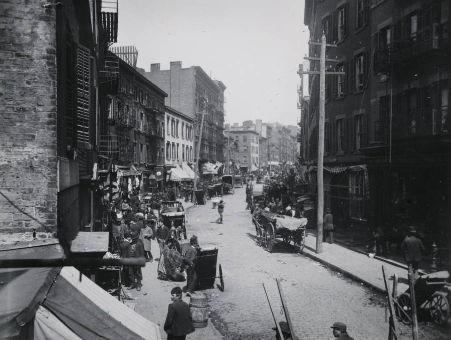 New York's Turn-Of-The-Century Immigrant Slums, In Photos