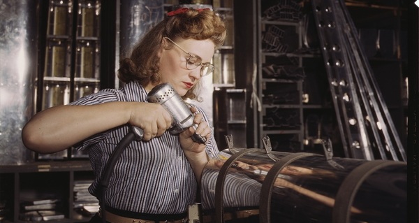 Real-Life Rosie The Riveters: World War II Factory Women