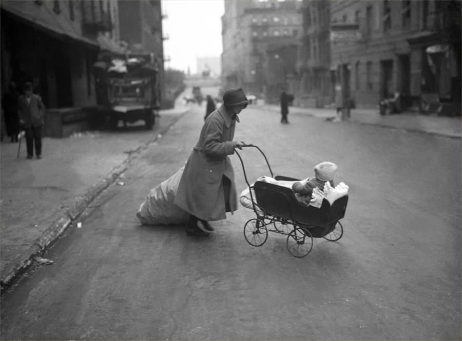 The Great Depression In New York City: 55 Harrowing Photos