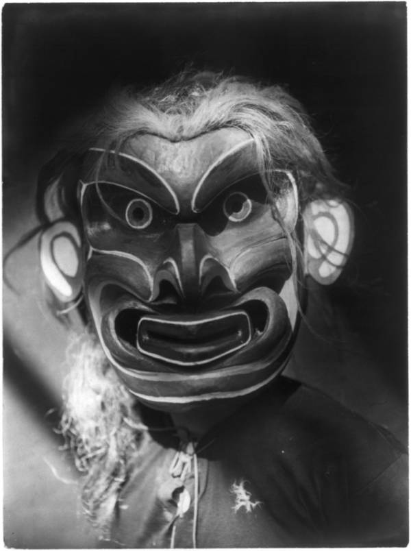 25 Pictures Of Native American Masks From The Early 20th Century