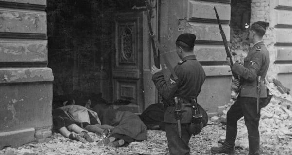 Warsaw Ghetto Uprising: 33 Harrowing Photographs