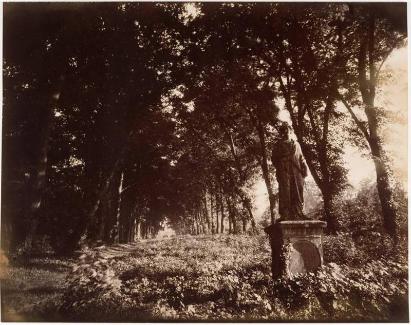 Eugène Atget: 38 Gorgeous Photographs Of "The Old Paris"