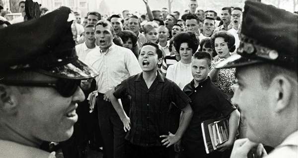 Integrated Schools: Historical Photos From These Civil Rights Battlefields