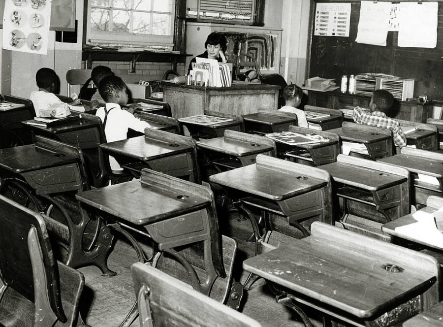 Integrated Schools: Historical Photos From These Civil Rights Battlefields