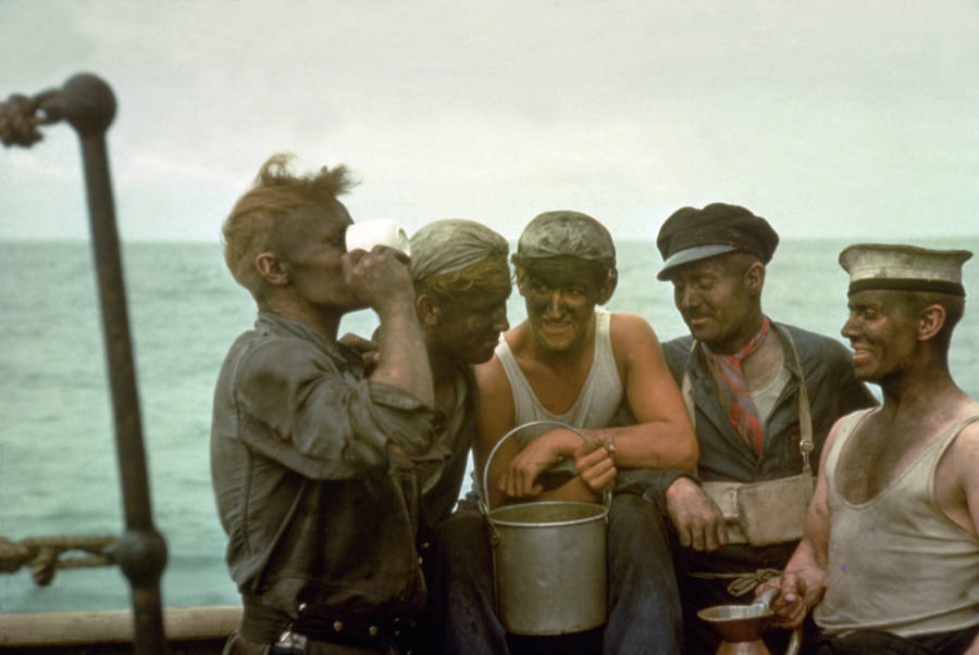 World War 2 In Color: 44 Eye-Opening Photographs
