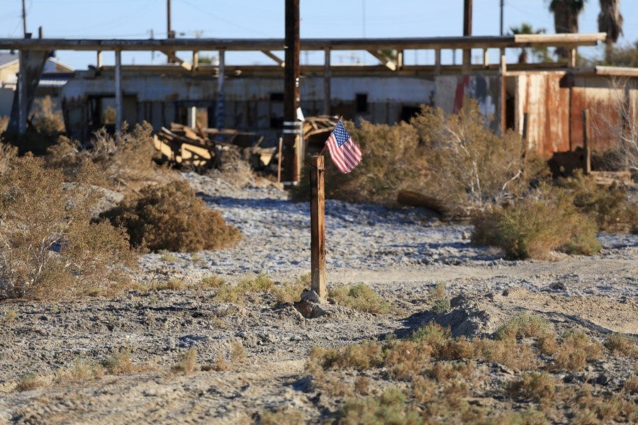 33 Astounding Photos Of The Salton Sea Then And Now