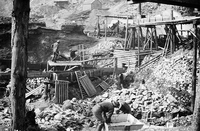 Klondike Gold Rush: 39 Fascinating Historical Photos