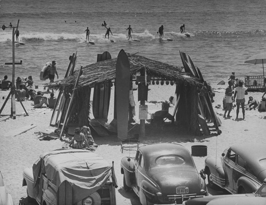 Vintage Photos Of California Beach And Surf Culture Of The '50s And '60s