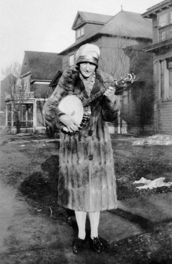 Flapper Fashion Of The Jazz Age: 32 Eye-Popping Photos