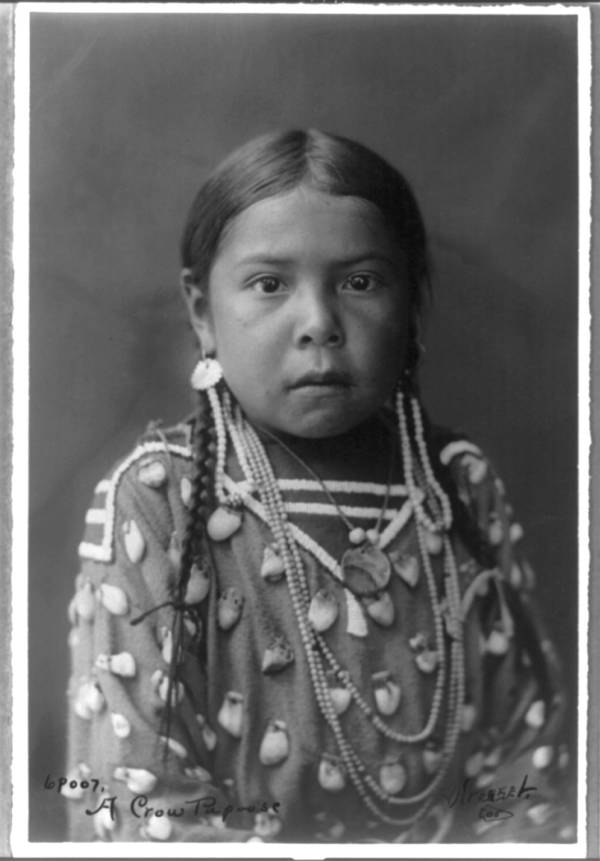 Crow Tribe 50 Historic Photos From The Dying Days Of The Wild West crow-tribe-50-historic-photos-from-the-dying-days-of-the-wild-west