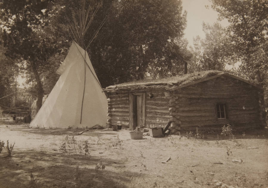 Crow Tribe: 50 Historic Photos From The Dying Days Of The Wild West Crow Tribe: 50 Historic Photos From The Dying Days Of The Wild West