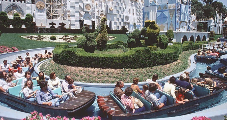55 Photos Of Vintage Disneyland From The Park's Early Days