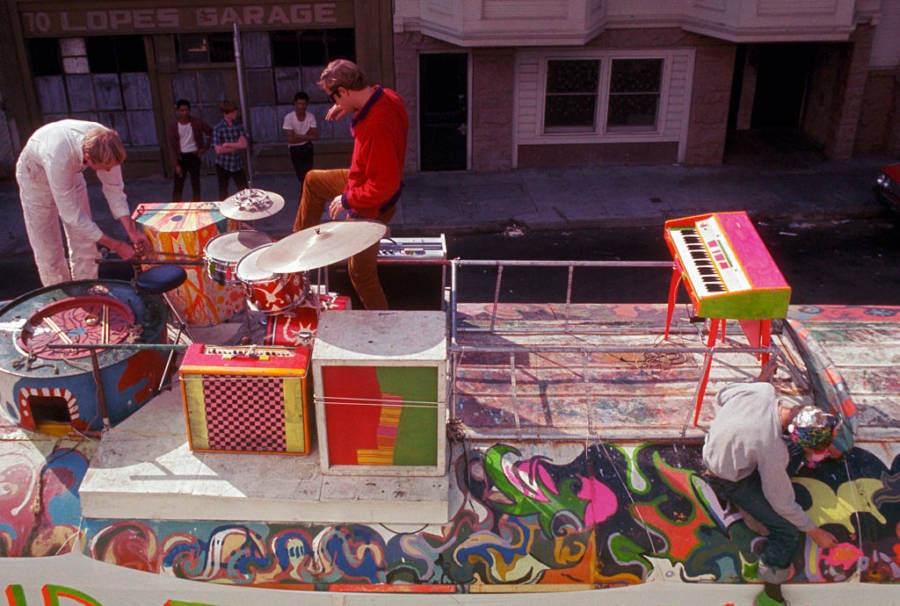 Hippie Photos: 39 Images From The Height Of The 1960s