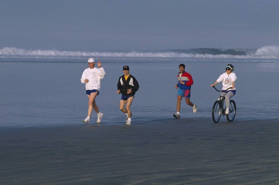 32 Thrilling Images Of The Secret Service In Action Throughout History