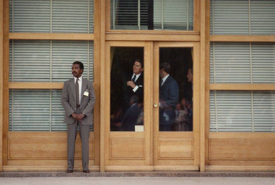 32 Thrilling Images Of The Secret Service In Action Throughout History