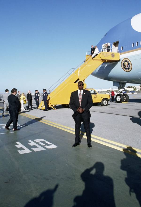 32 Thrilling Images Of The Secret Service In Action Throughout History