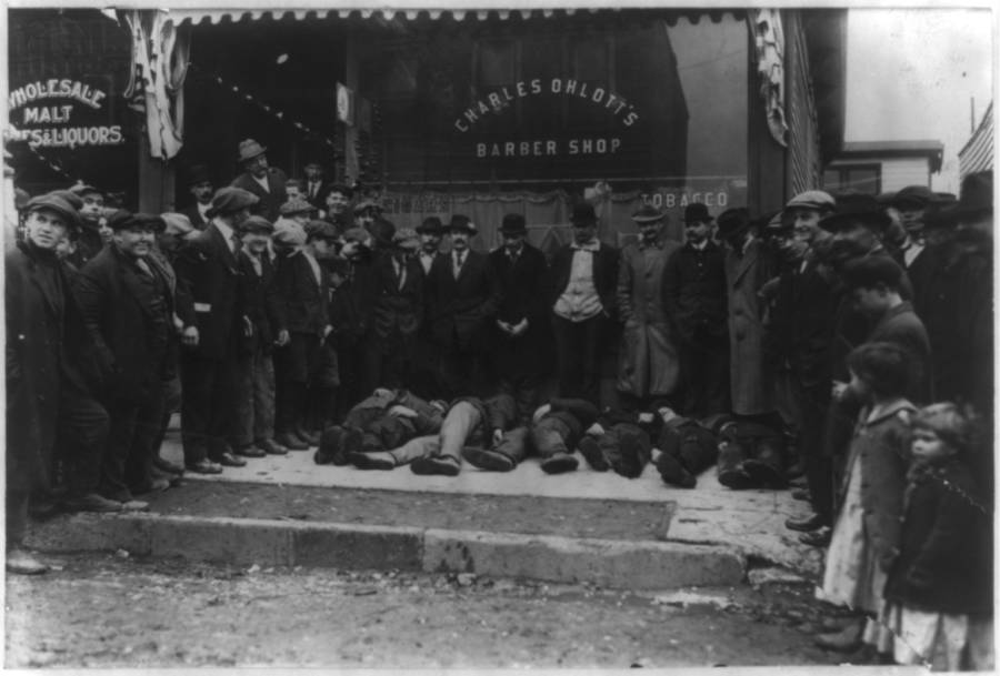 Labor Unions In America And Photos Of The Bloody Battle For Fair ...