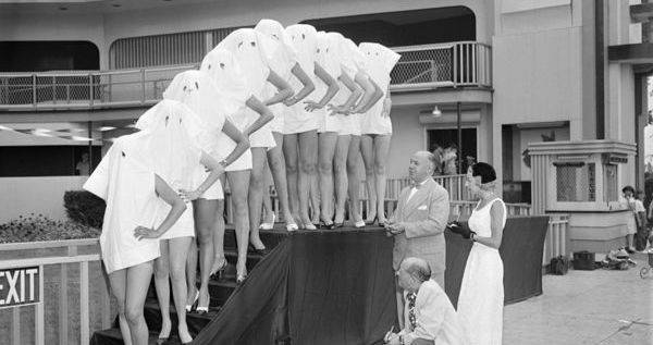 23 Creepy Photos From History's Most Bizarre Beauty Pageants