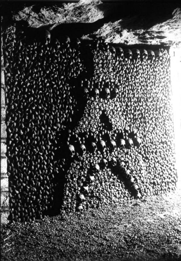 The Paris Catacombs: 33 Photos Inside The World's Spookiest Crypt