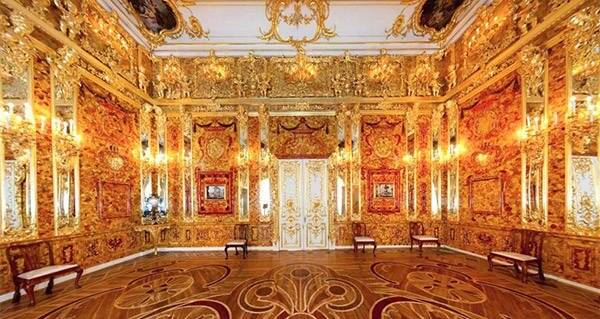 Inside The Amber Room And The Mystery Of Its Disappearance