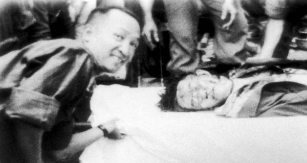 28 Shocking Photos Of Infamous Assassinations Throughout History