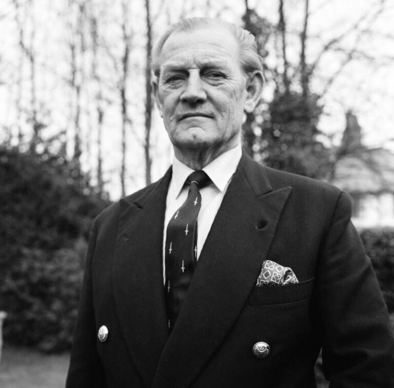 'Mad Jack' Churchill, The Sword-Wielding Soldier Of World War 2