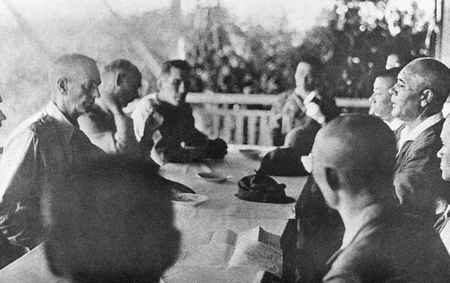 Inside The Bataan Death March In 25 Horrific Photos